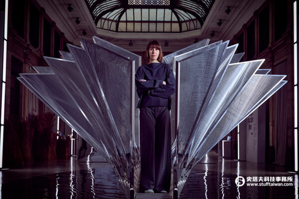 ASUS Zenbook Signature Edition系列筆電體現設計美學並攜手Studio INI打造AI互動裝置驚艷米蘭 – 史塔夫 ...